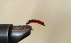 Glass Bead Blood Worm Fly (With threadless version)